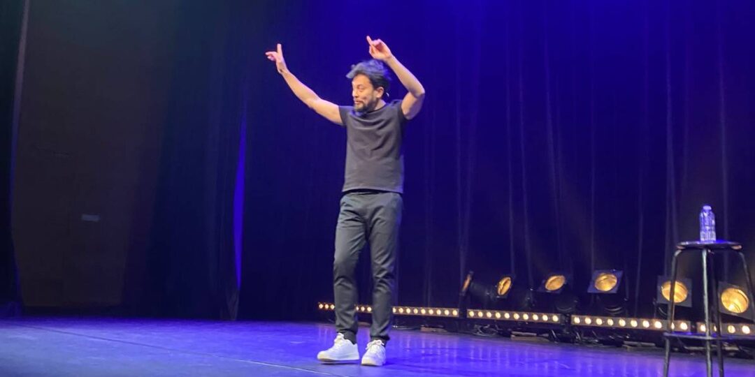 +25 French Stand-Up Comedians to Discover